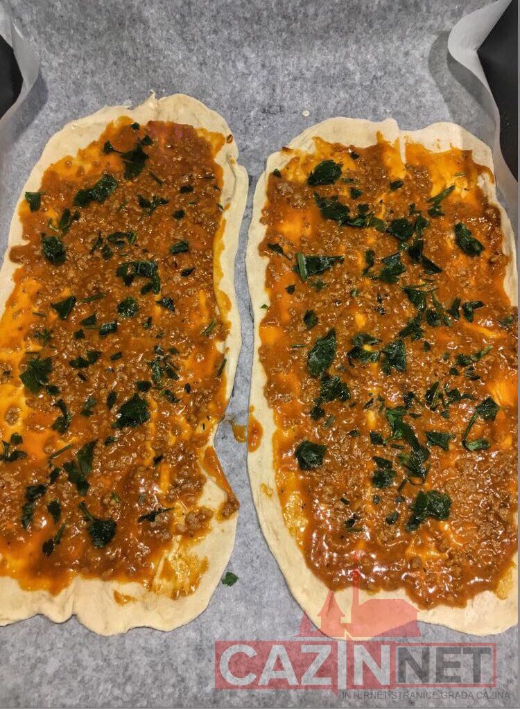 Belmina kuhinja: Lahmadžun- Turska pizza