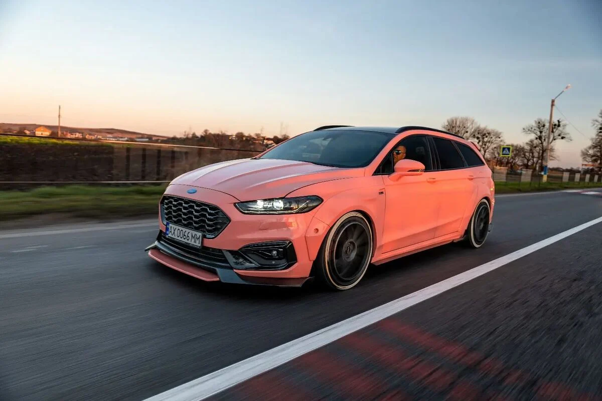 Peppa Pig je inspiracija za modificirani Ford Mondeo | Cazin.NET