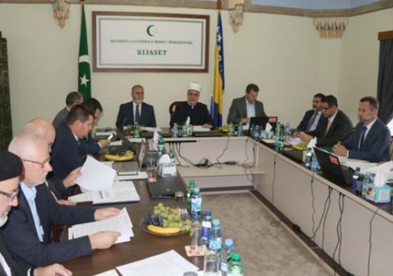 Cazin.NET - Budi informiran!