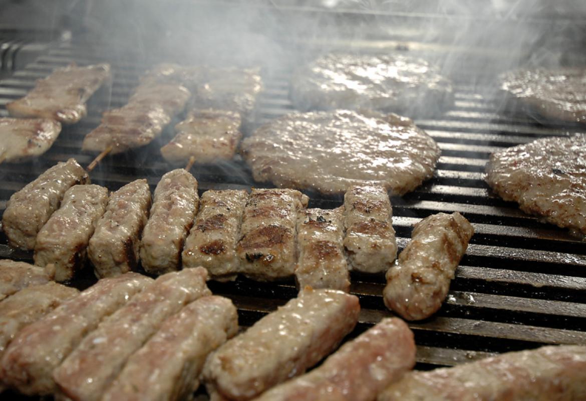 Tajne i trikovi: Napravite savršene ćevape za roštilj