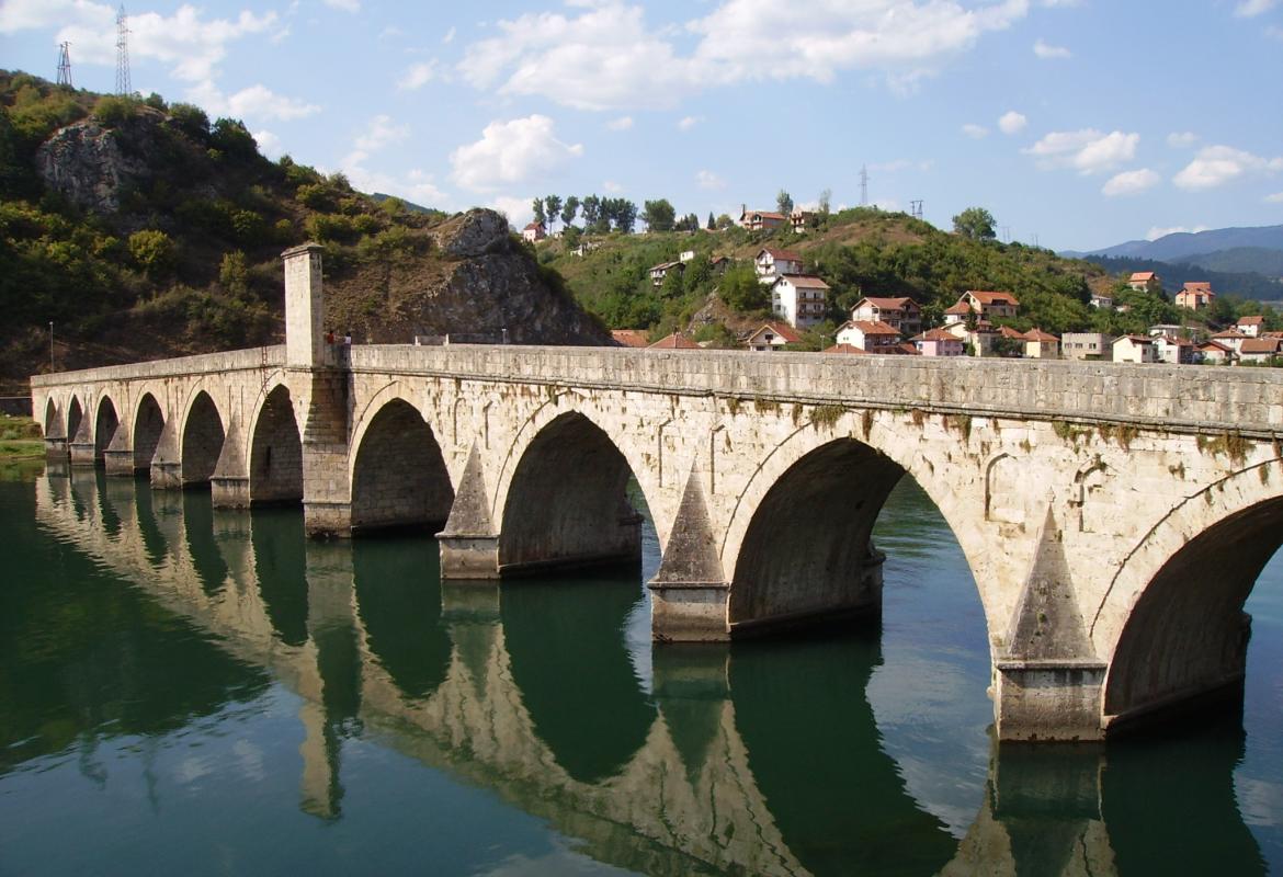 Na Drini ćuprija: Čarobni zimski prizori mosta u Višegradu snimljeni iz ...