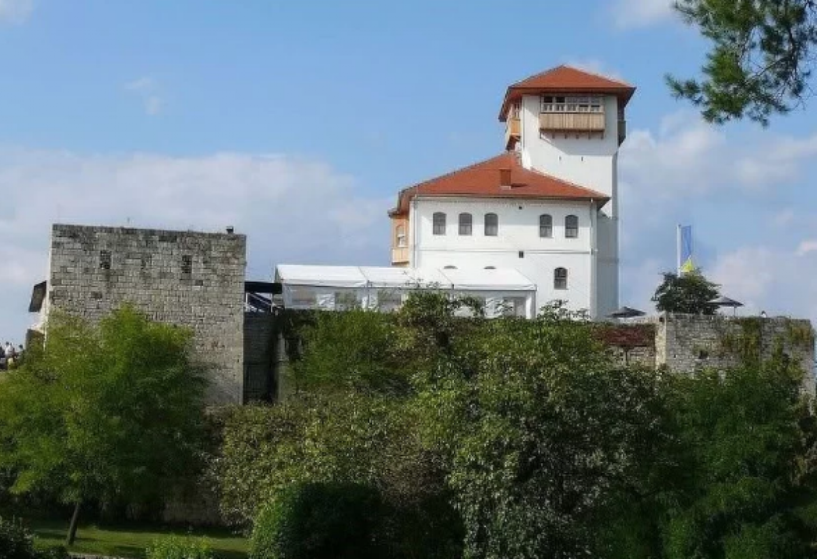 Milion KM za obnovu kule Huseina Gradaščevića, Zmaja od Bosne