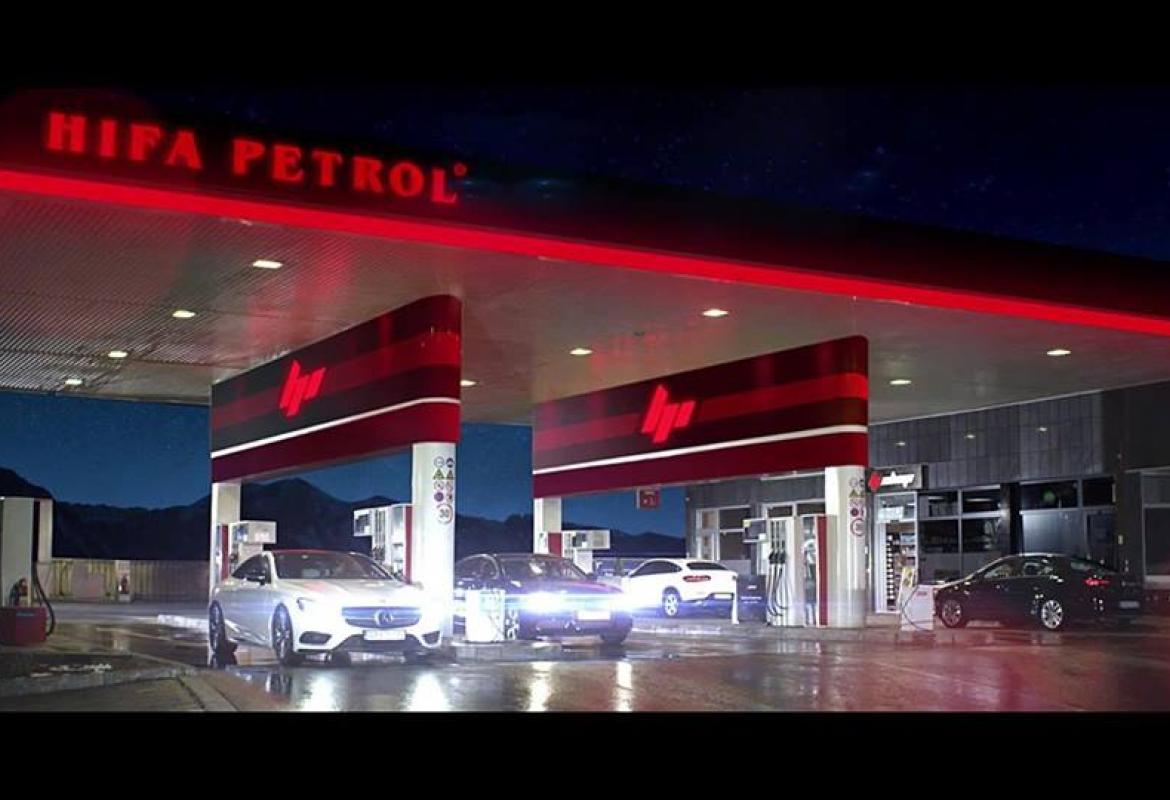 Na nedjeljnom otvorenju Hifa Petrol u Cazinu gratis gorivo za prvih 300 ...