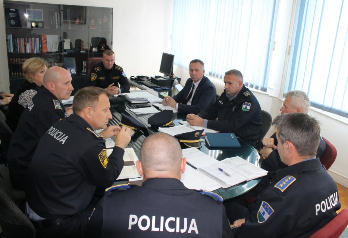 Sastanak Uprave policije MUP-a USK: Mjere pojačanog prisustva ...