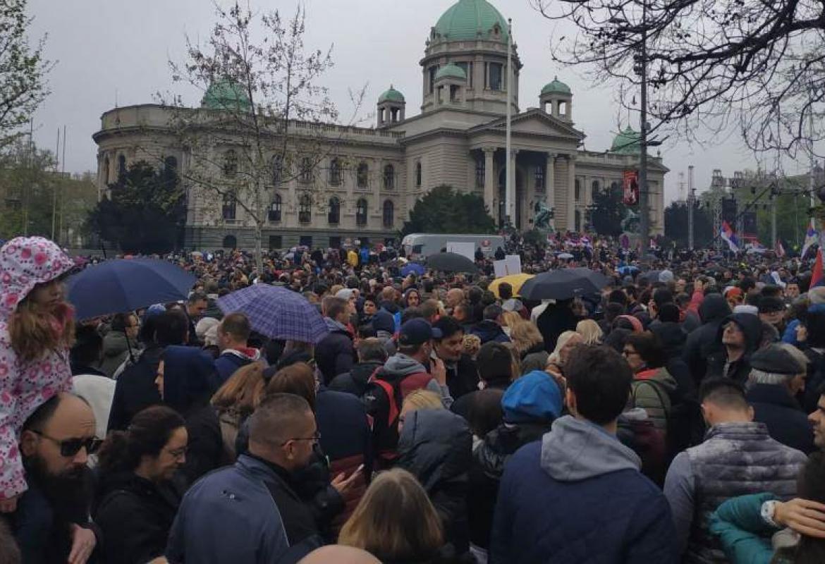 Protest građana ispred Narodne skupštine Srbije