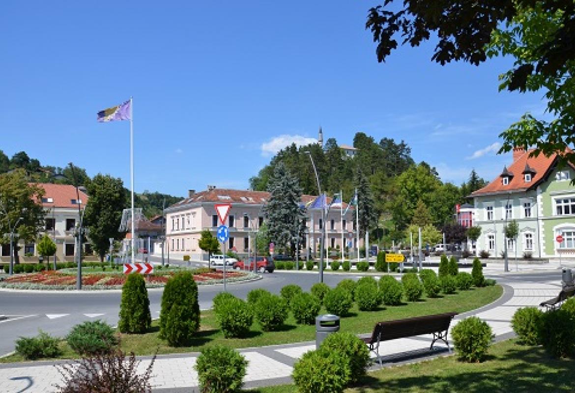 Grad Cazin danas isplatio novčane poticaje proizvođačima mlijeka za ...