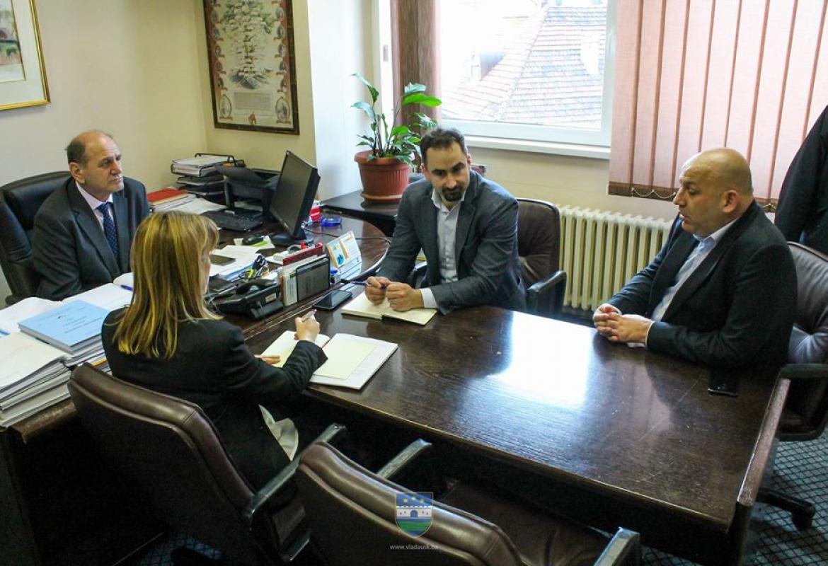 Ministar građenja, prostornog uređenja i zaštite okoliša Adnan Alagić ...