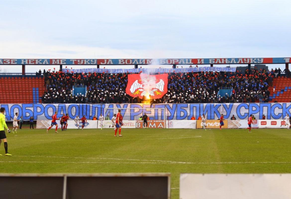 Skandalozan doček navijača Borca: "Dobrodošli u Republiku Srpsku"