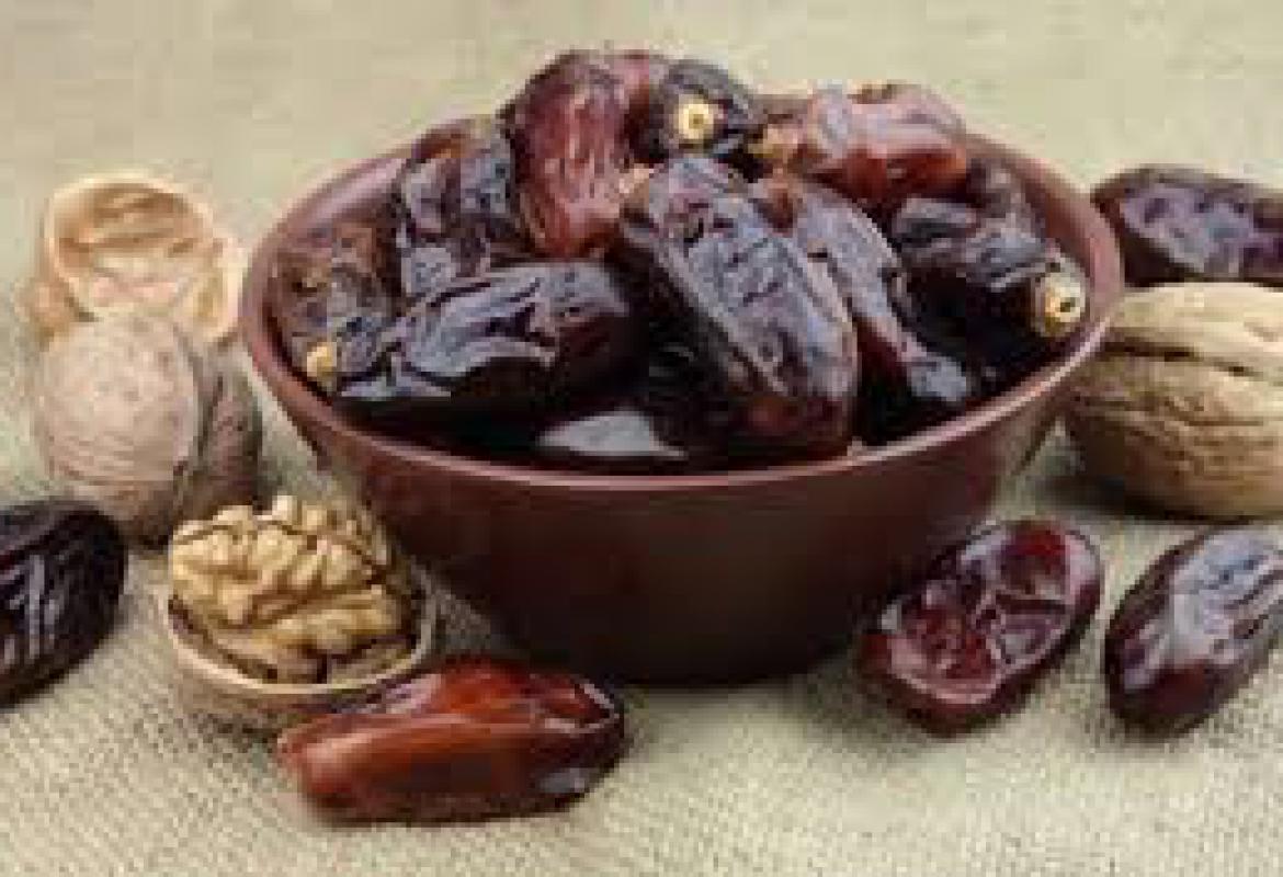 Datule i mlijeko za sehur