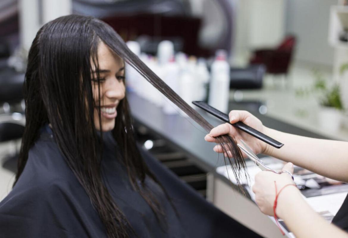 Otvaraju se frizerski saloni: Ovo su pravila koja morate slijediti