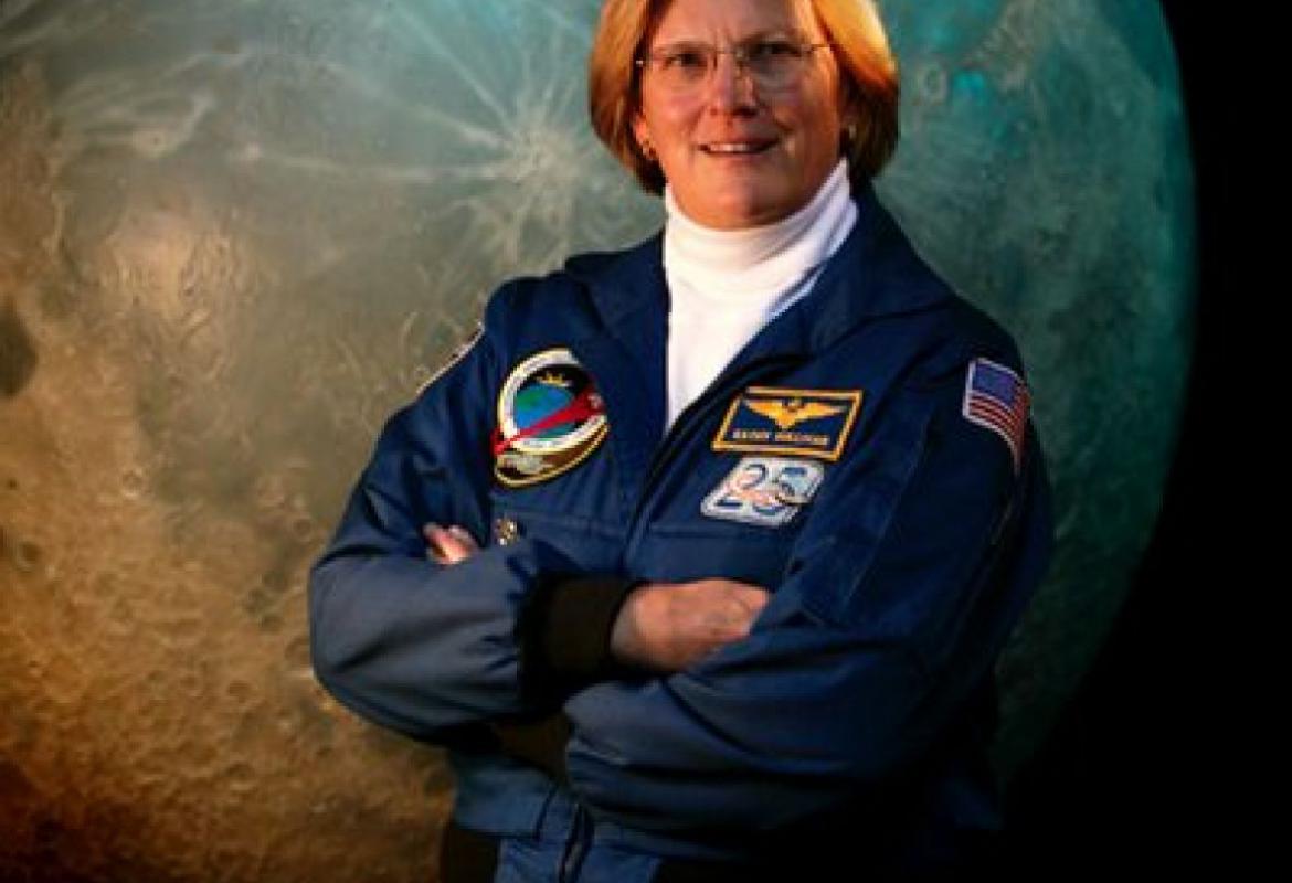 Kathy Sullivan ispisala historiju: Prva osoba koja je bila i u svemiru ...