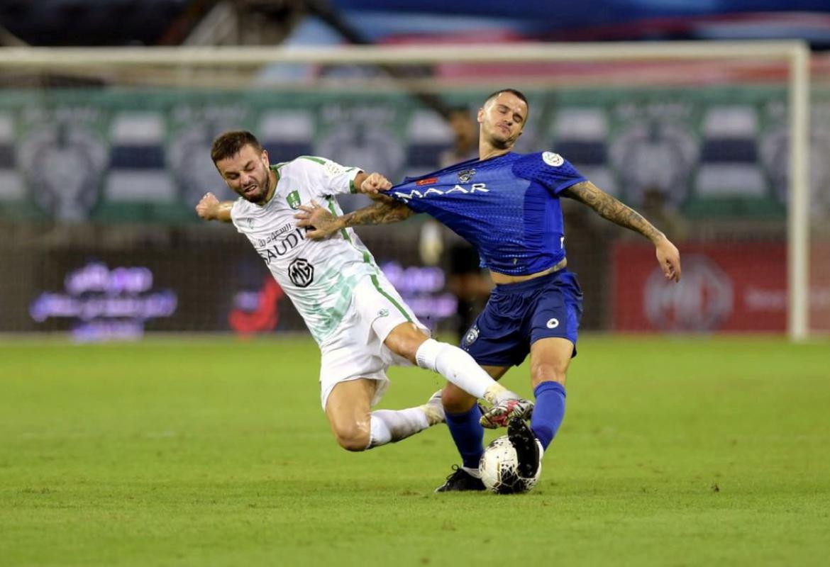 Pitate se šta je s Elvisom Sarićem? Nevolja ne dolazi sama...