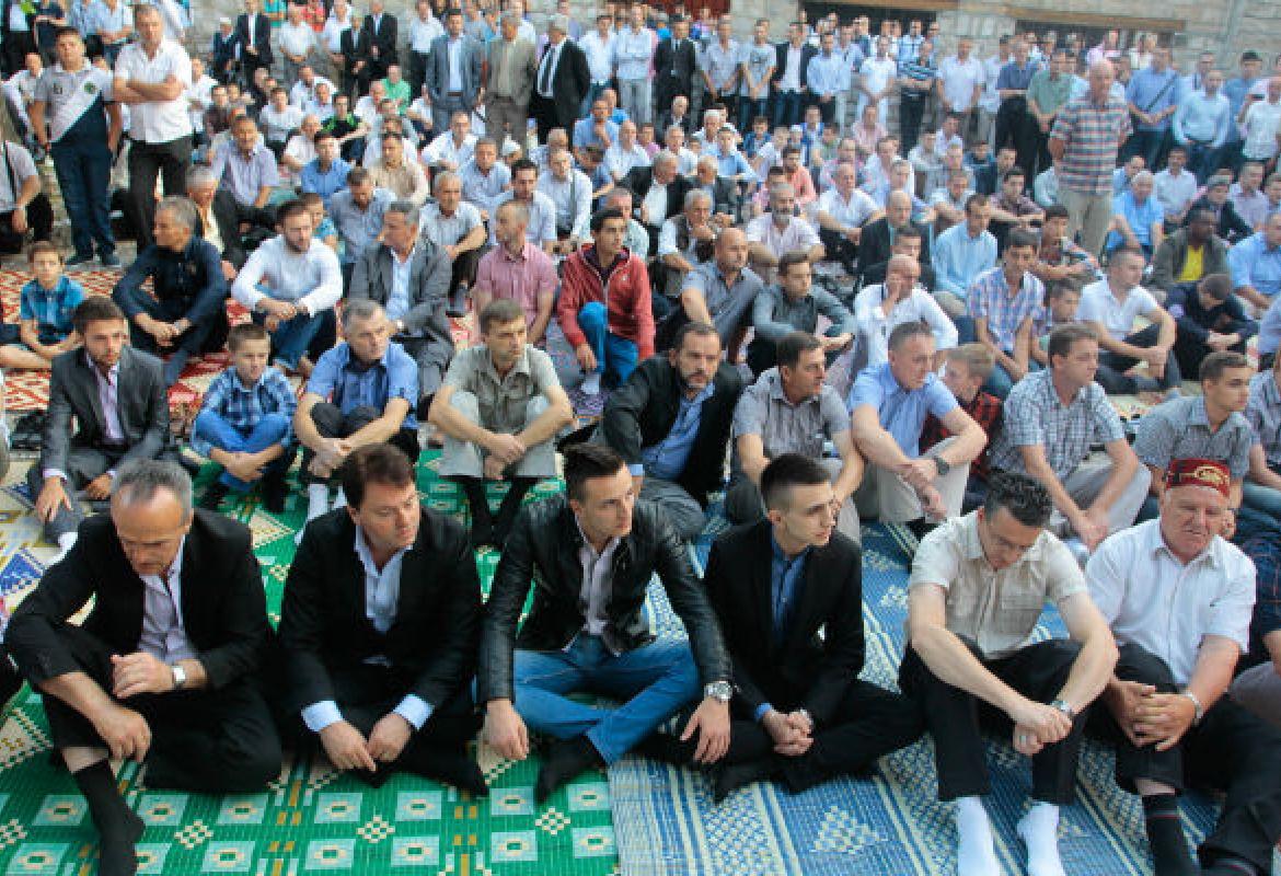 Kurban-bajram: Ovo su običaji bosanskih muslimana i muslimanki