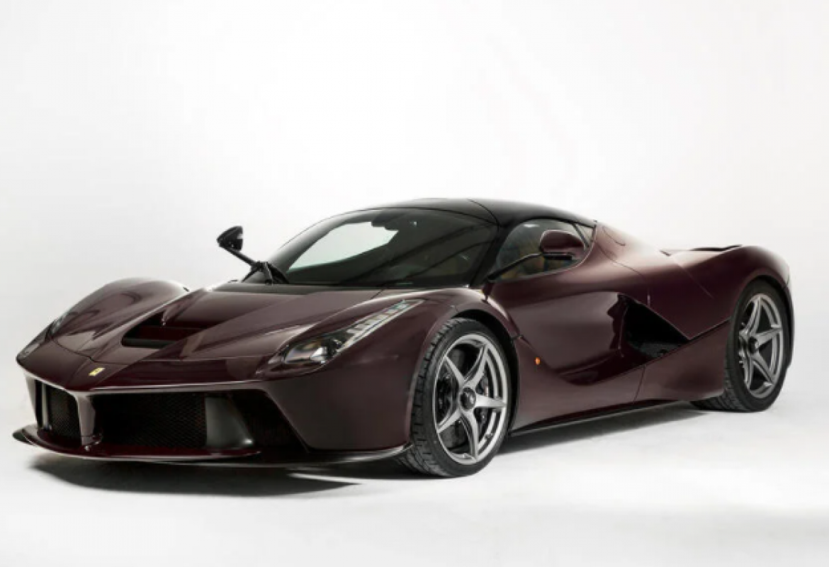 Na aukciju ide Ferrari LaFerrari koji je prešao samo 1.477 kilometara