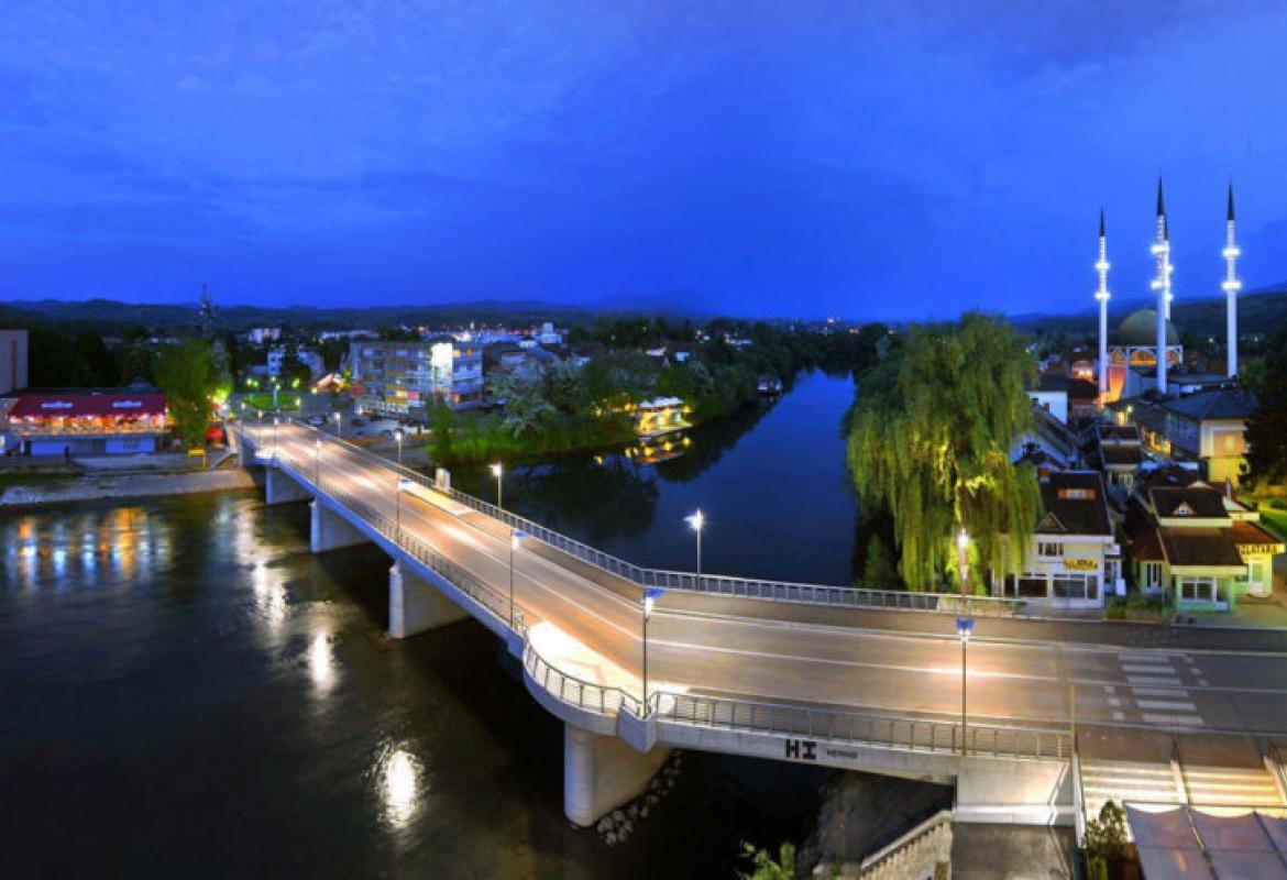 Simbol Sane: Most koji spaja dvije obale i rijeka Sana