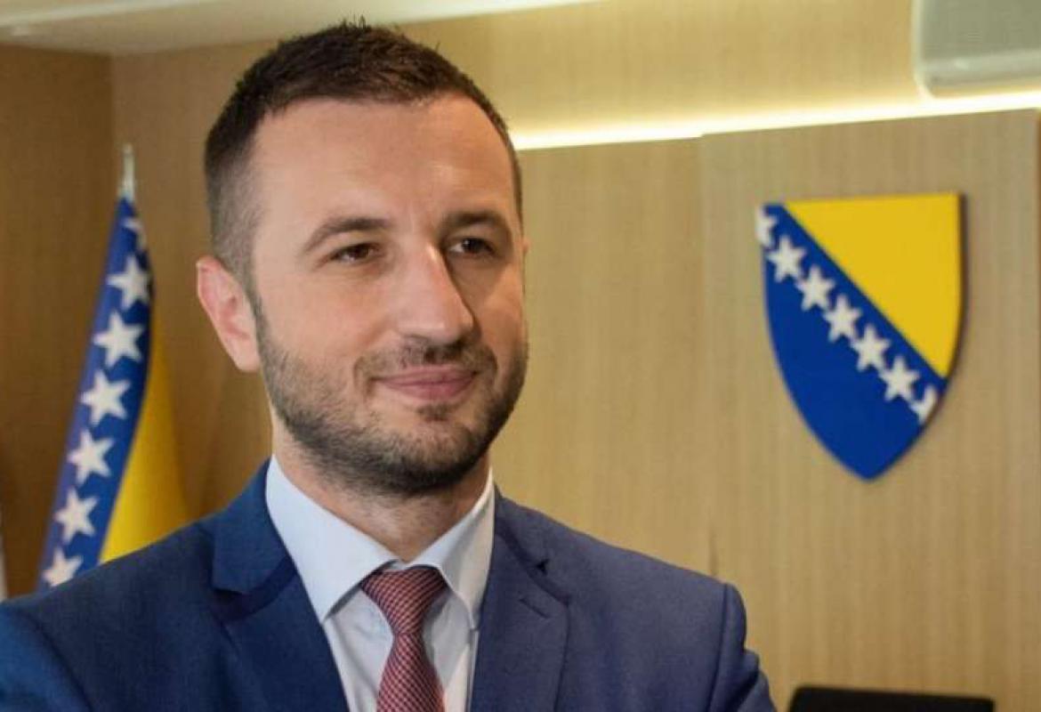 Efendić: Ne razgovaram sa SDA, spremni su ponuditi sve i svakome da se ...