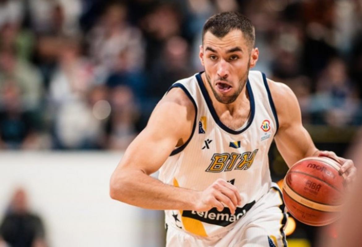 Težak poraz Zmajeva u Palači sportova