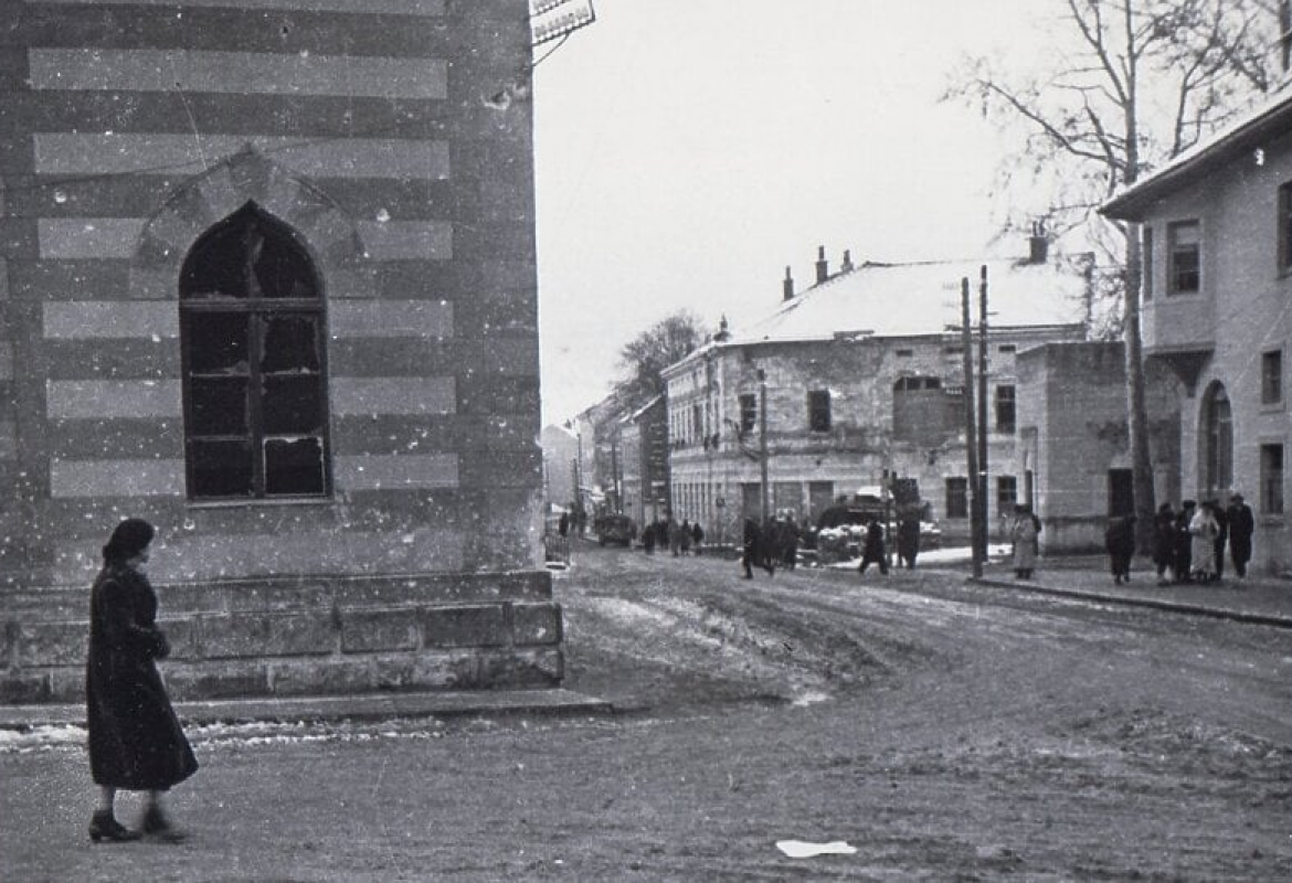 Fotografija iz 1943. godine pokazuje kako je Bihać izgledao u Drugom ...