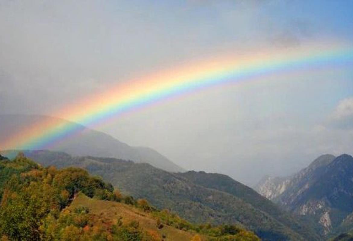 Znate li kako zapravo izgleda duga: Pilot podijelio fotografiju iz ...