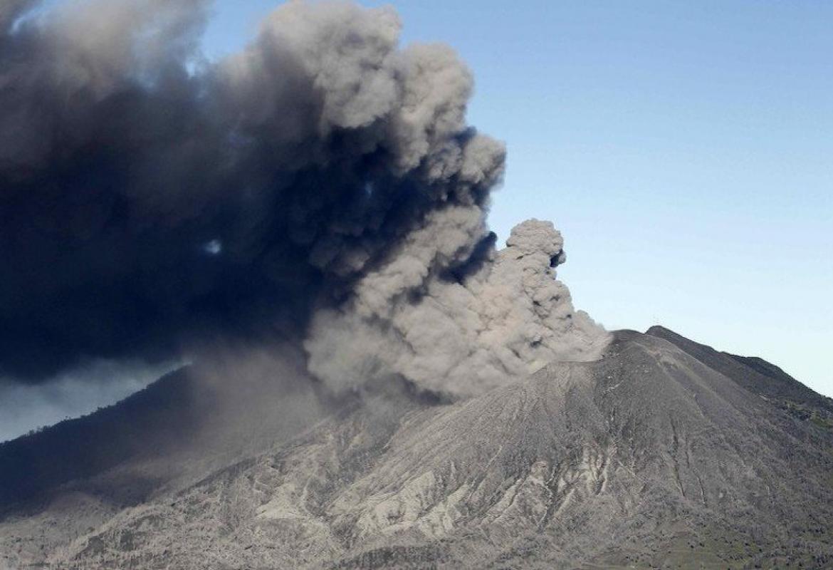 Proradio vulkan na Kostariki, proglašeno vanredno stanje