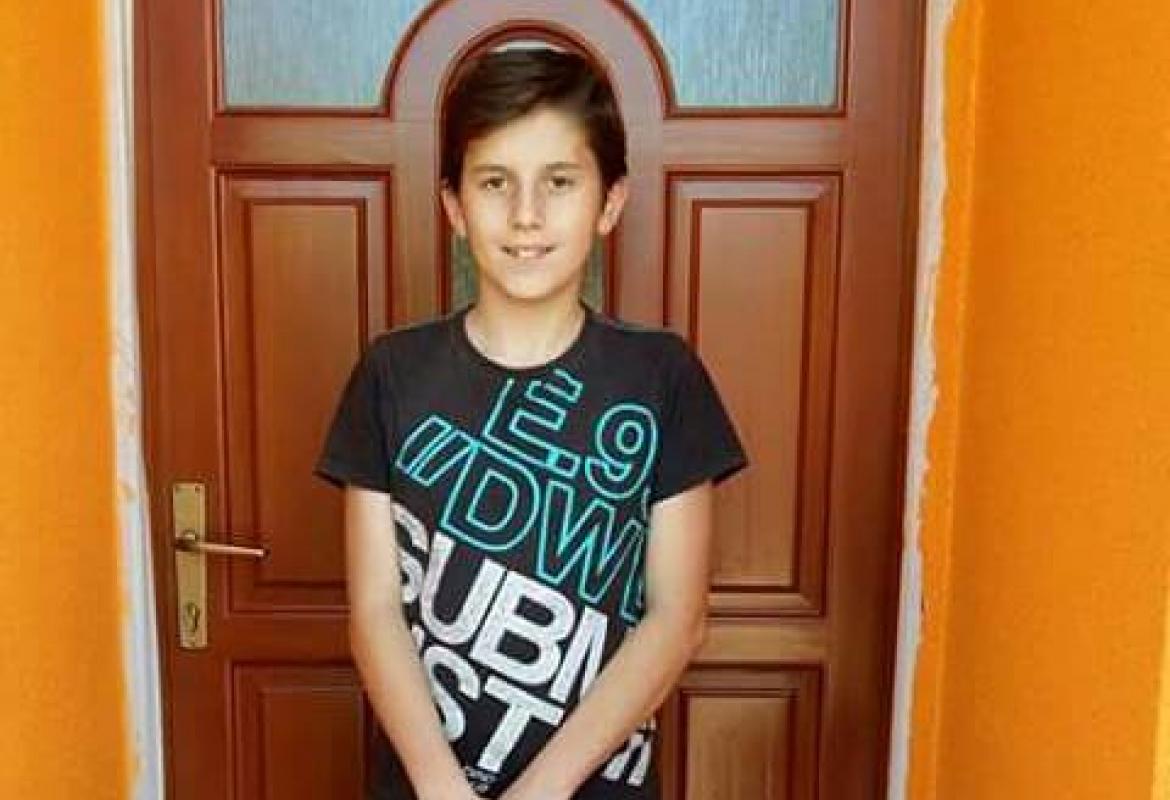 APEL ZA POMOĆ: Dječaku Sandiju iz Bihaća potrebna naša pomoć