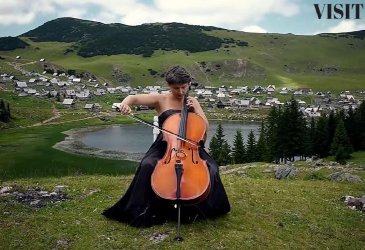 Poslušajte divnu melodiju himne BiH na 1.637 metara nadmorske visine ...