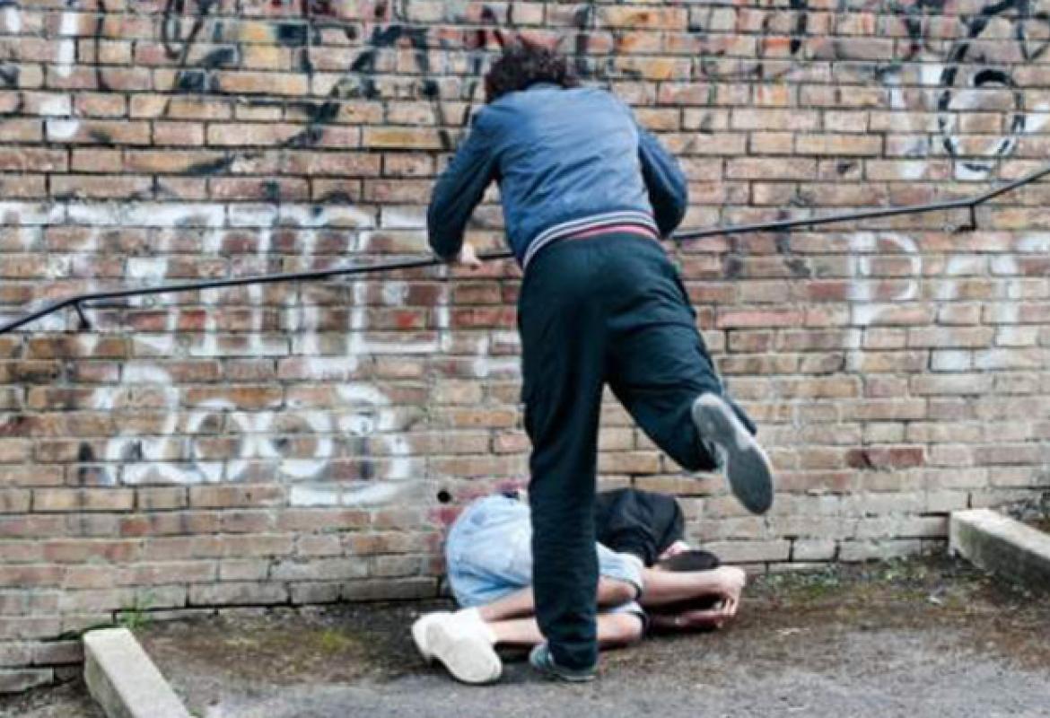 Vršnjačko nasilje: Učenici pretukli drugara!