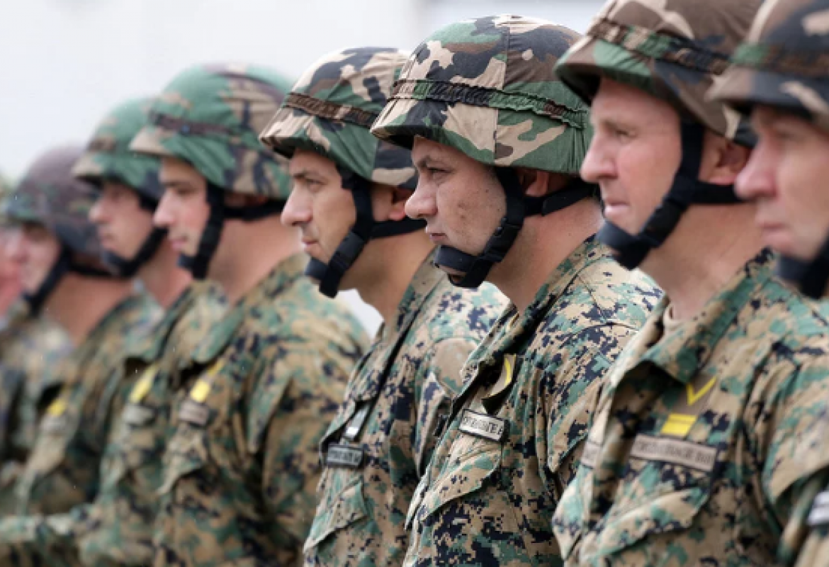 Vijeće ministara BiH predložilo da vojnici u Oružanim snagama mogu ...